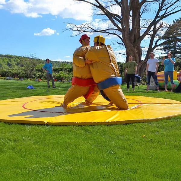 Sumo Wrestling - Rent sumo costumes with floor mat